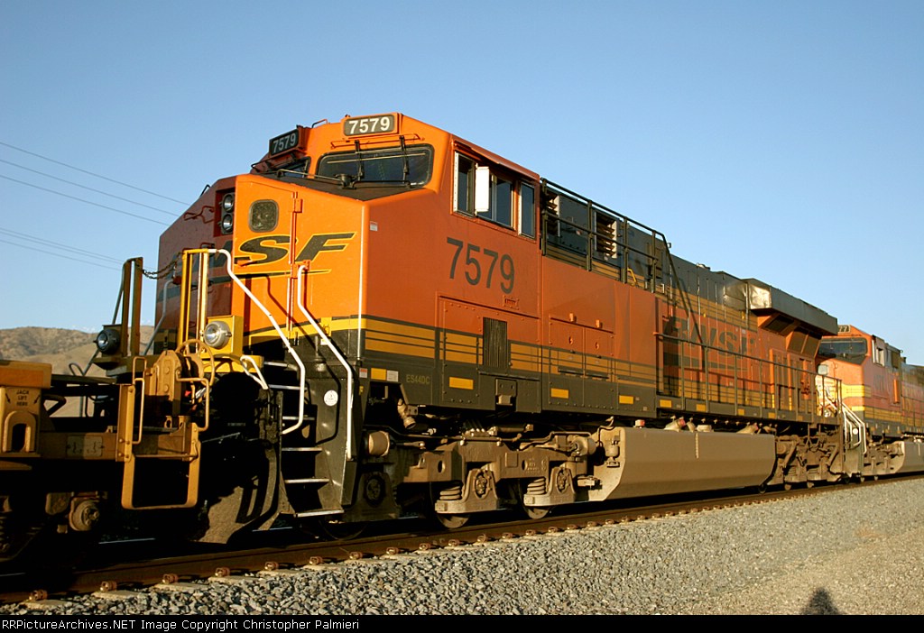 BNSF 7579
